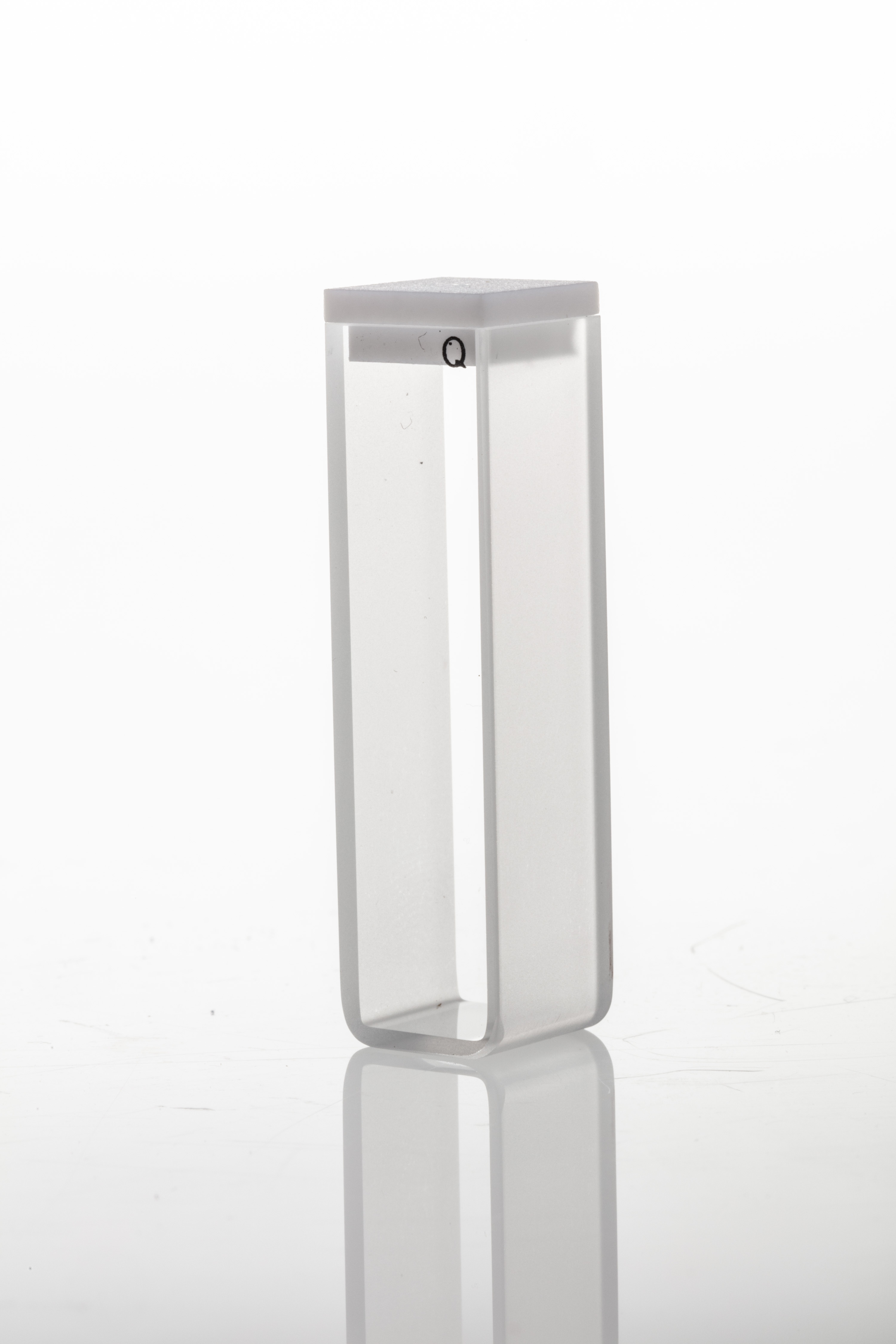 10mm Quartz cell with PTFE lid, single cell | Analytical Consumables ...